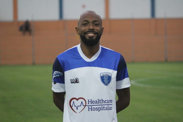 Botafogo anuncia Chay, destaque da Portuguesa no Cariocão - Eu, Rio!