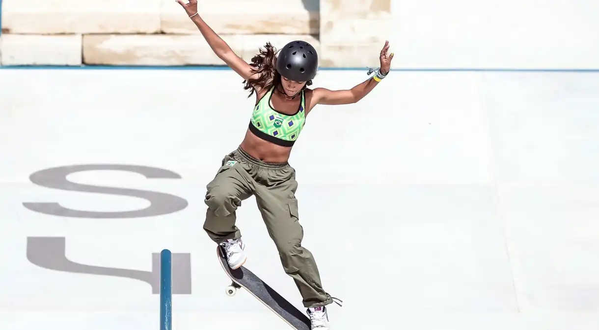 Rayssa Leal é fada: brasileira é a mais jovem a conquistar medalhas em ...