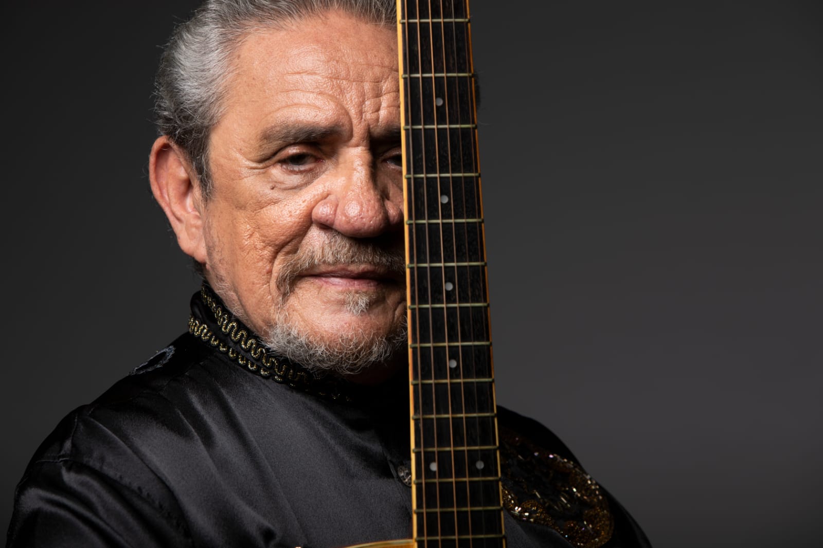 Zé Ramalho se apresenta no palco da casa de shows Ribalta - Eu, Rio!
